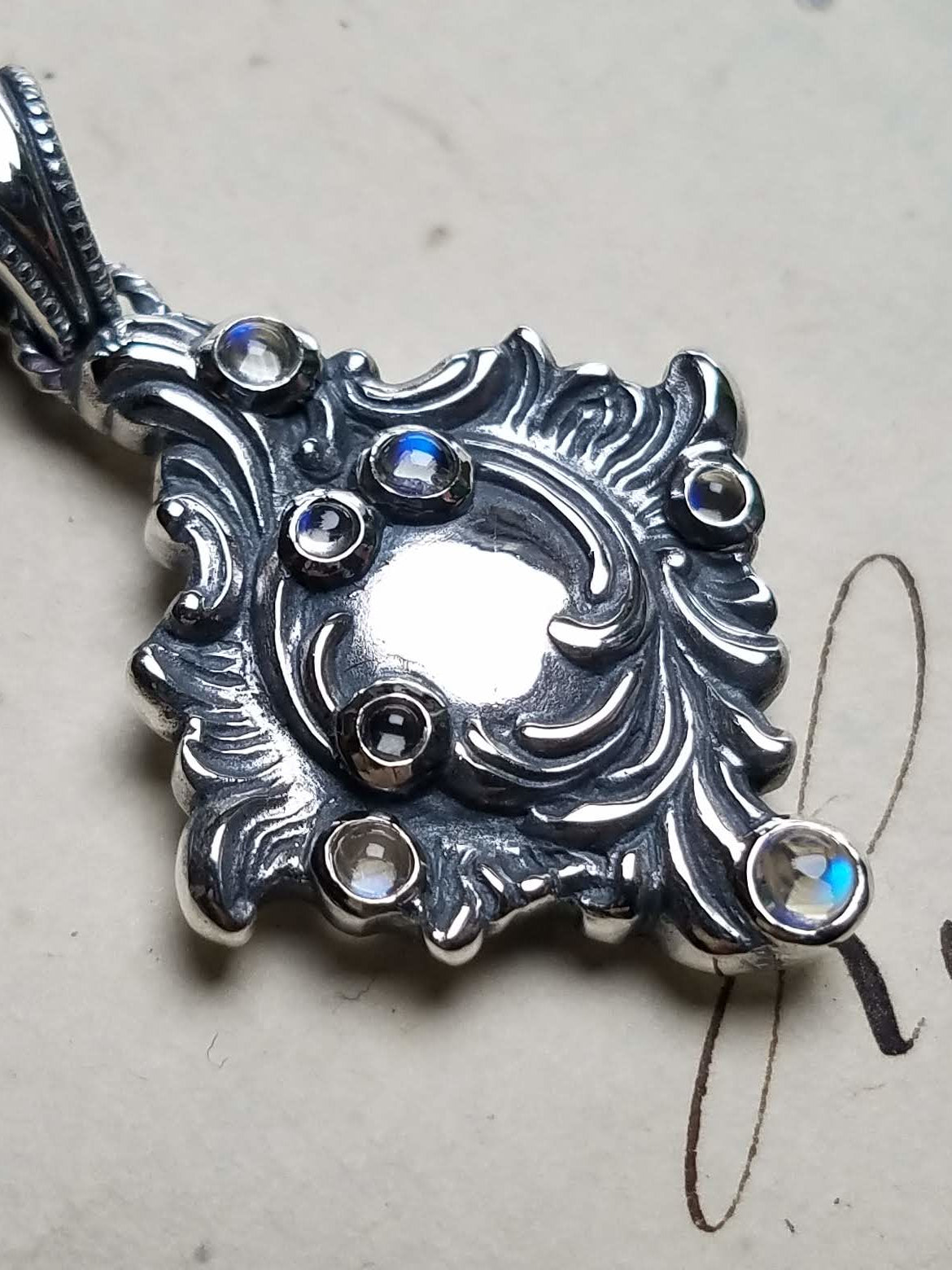 QSO121 Rococo Pendant Custom – Quetzal-Jewelry.com