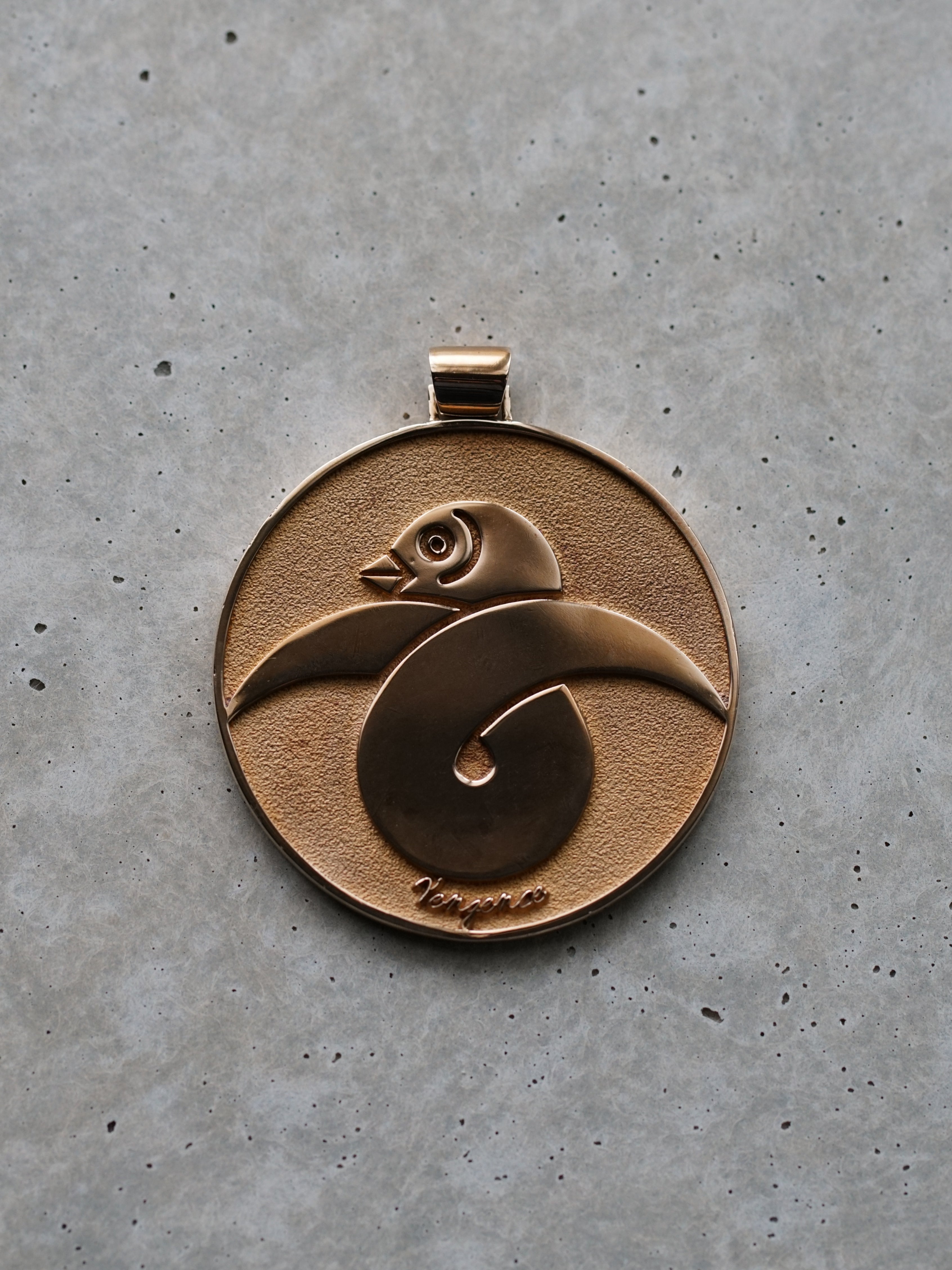 QFO077 Circle Pendant – Quetzal-Jewelry.com